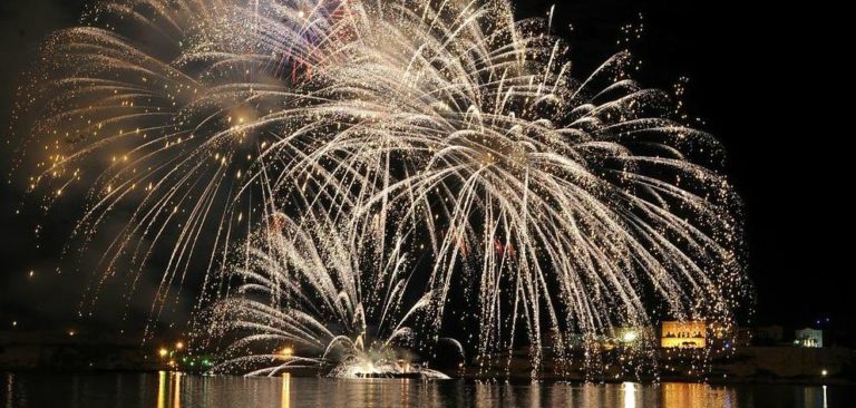 The Most Beautiful Fireworks In The World